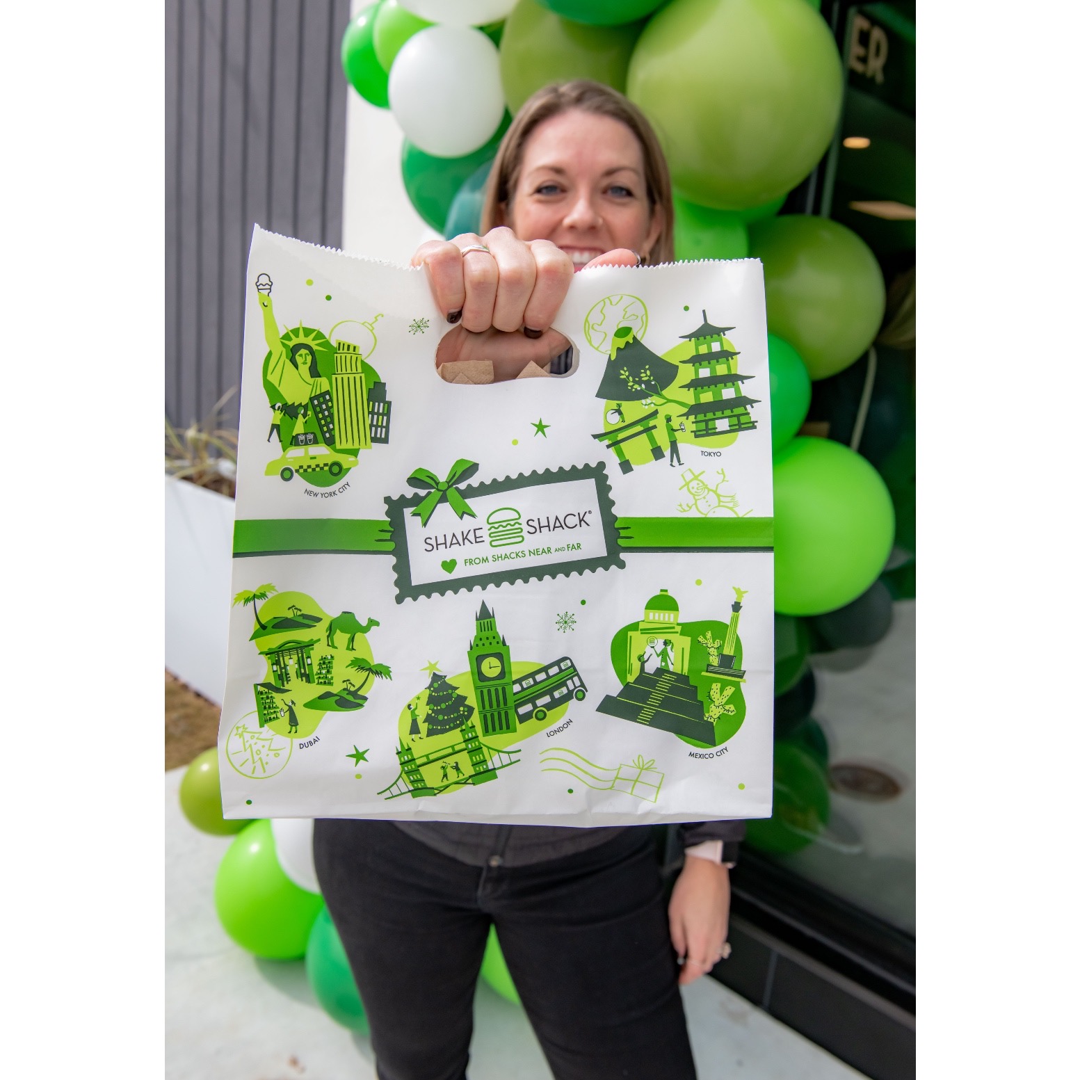 Shake Shack Celebrates Reunions Across The World With 2022 Holiday ...