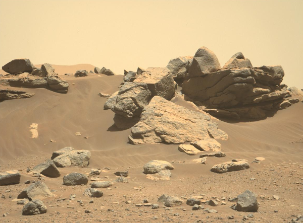 NASA Reveals The Best Photos Shot By Mars Perseverance Rover In 2021 ...