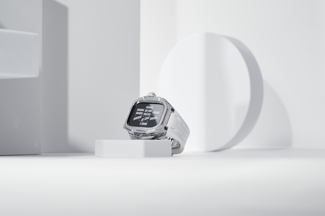 Apple Devices Get Modded Into ‘Billionaire Gadgets’ With Over 7,000 Diamonds - DesignTAXI.com