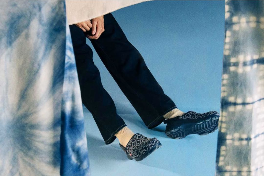 Levi’s & Crocs Unveil Denim-Clad Clogs Featuring Traditional Japanese ...