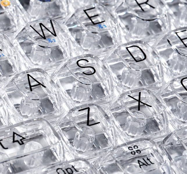 Crystal-Clear Mechanical Keyboard Makes It Look Like You’re Typing On ...