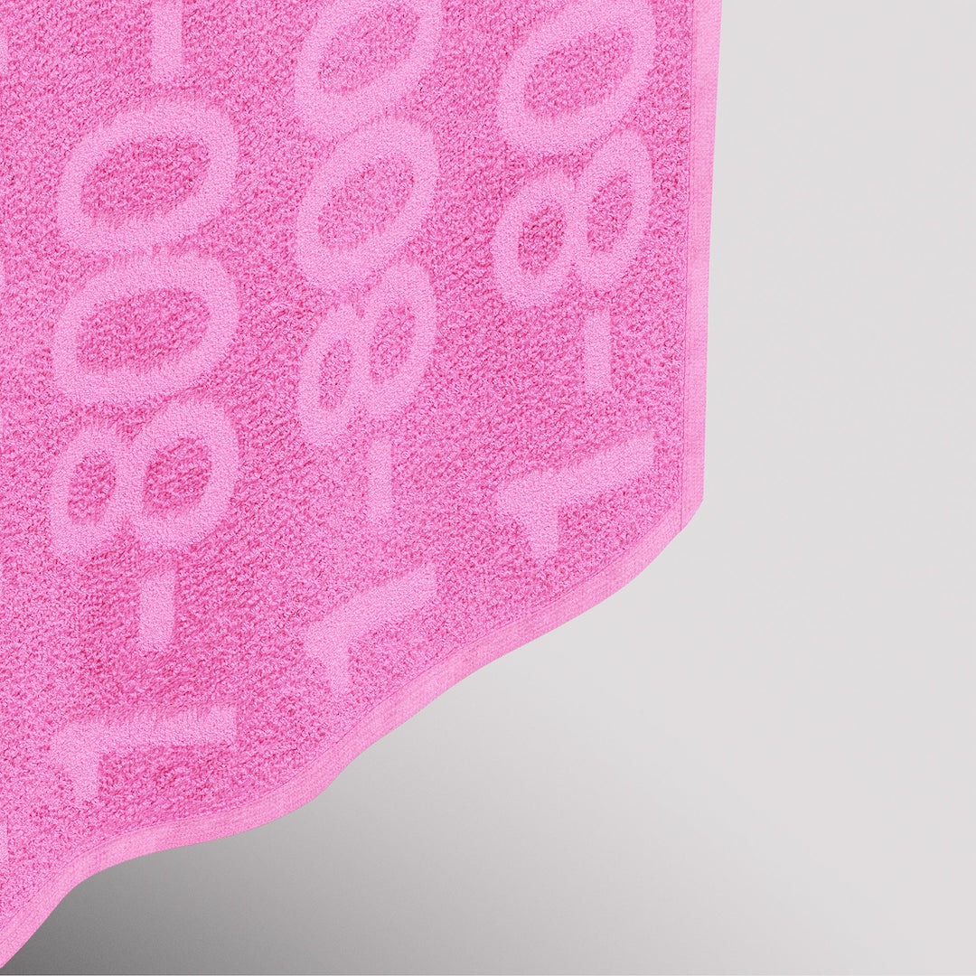 Drake Finally Releases Giant ‘Hotline Bling’ Mobile Phone Float After 8 ...