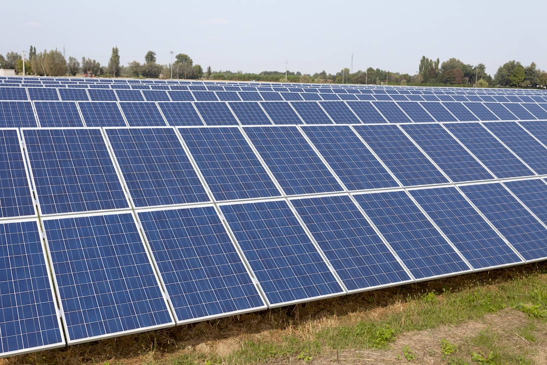 Greece Opens The Largest Solar Farm With Double-Sided Panels In Europe ...