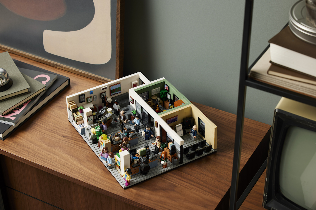 LEGO Debuts 1,164-Piece ‘The Office’ Set For The ‘World’s Best Boss’ At ...