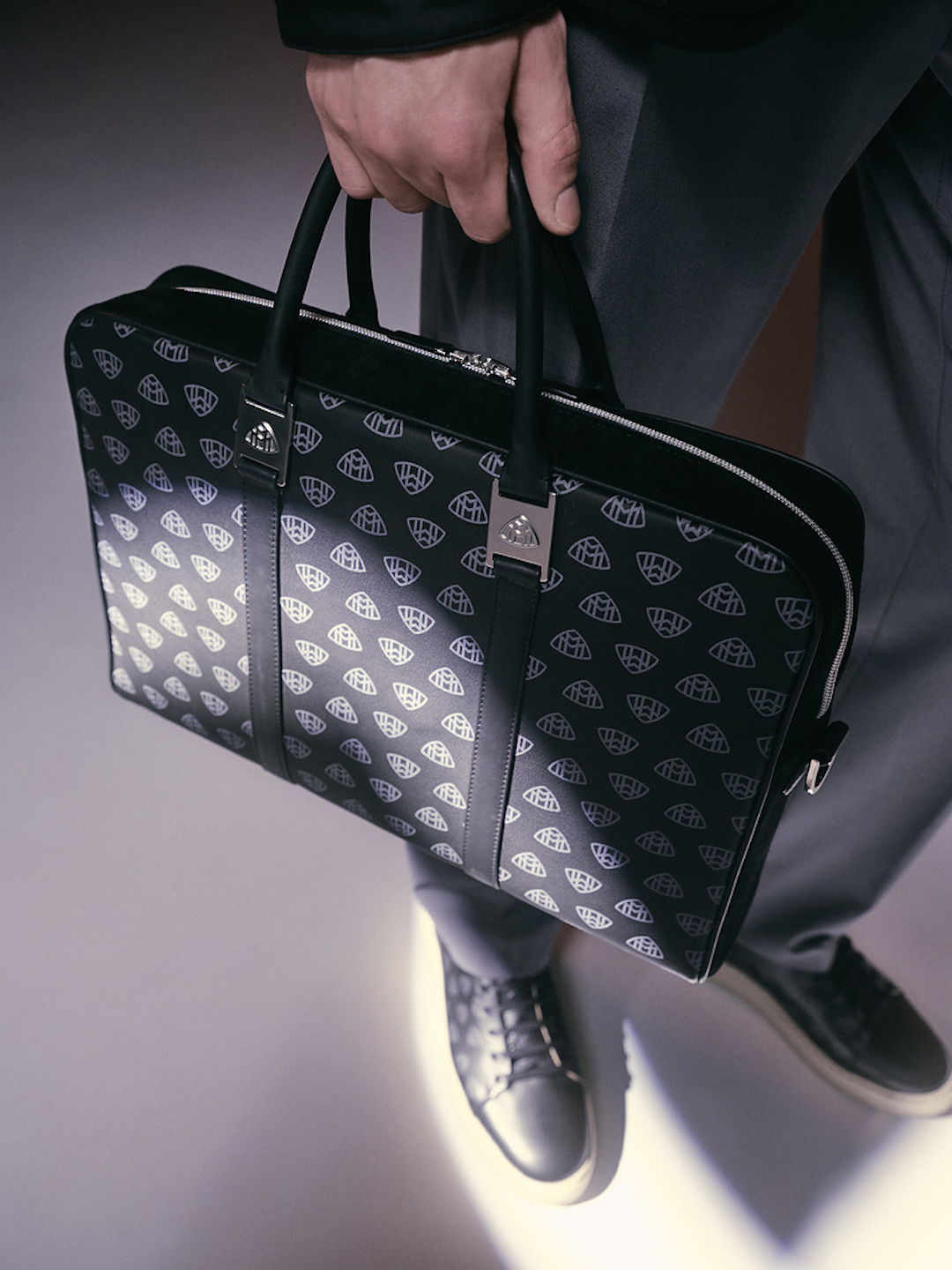 Mercedes-Benz, Maybach Team Up On Line Of ‘Desirable’ Luxury Travel ...