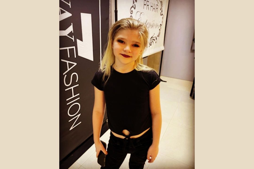 Youngest Trans Model, 10, Makes History At New York Fashion Week ...