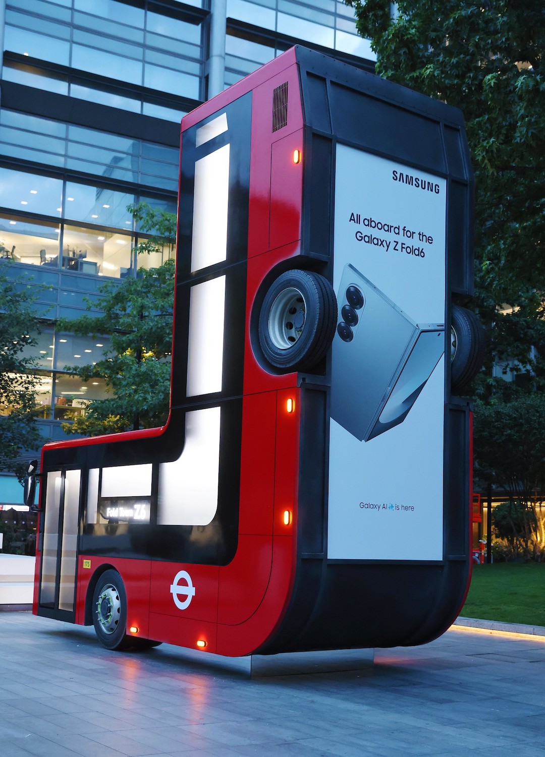 Samsung Just Turned A Street Topsy-Turvy With Galaxy Of Foldable ...