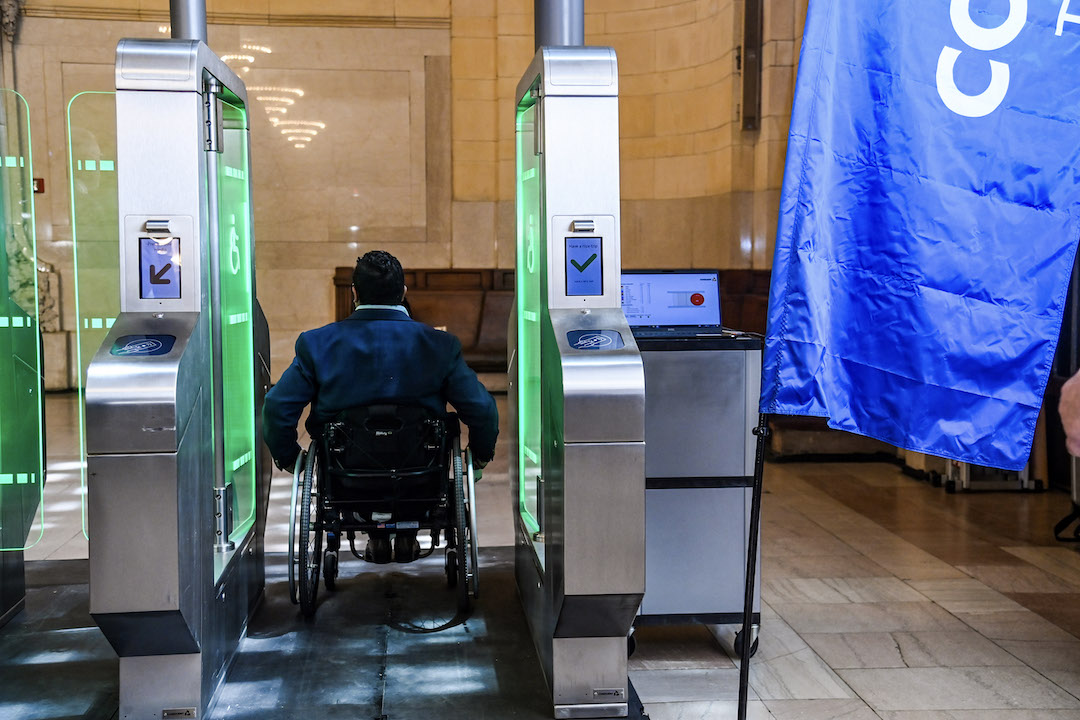 New York Subways Trial Touchless Turnstiles To Deter Serial Fare Evaders - DesignTAXI.com