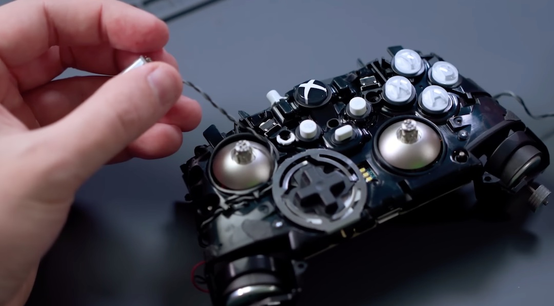 Microsoft Expands Xbox Controller Repair Scheme With Video Guides ...