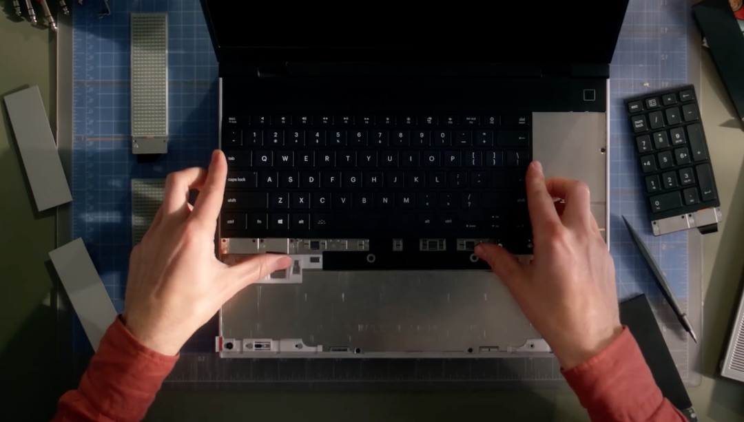 Modular Laptop Ditches One-Size-Fits-All Mold With Swappable Keyboards ...