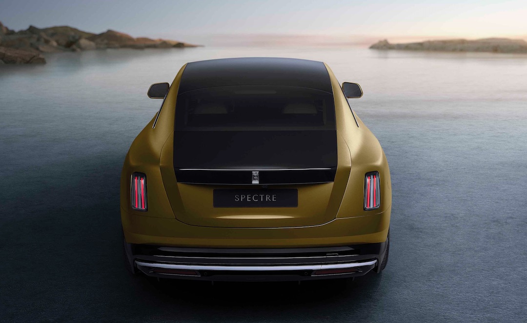 Rolls-Royce Officially Presents Its First Fully-Electric Car, ‘Spectre ...