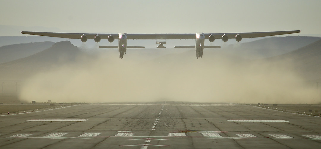 World’s Largest Plane Serves As Launching Pad For Hypersonic Test ...